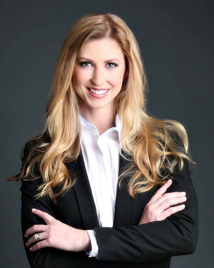 Meet Hillary Blackburn - Erin McCaffrey Photography