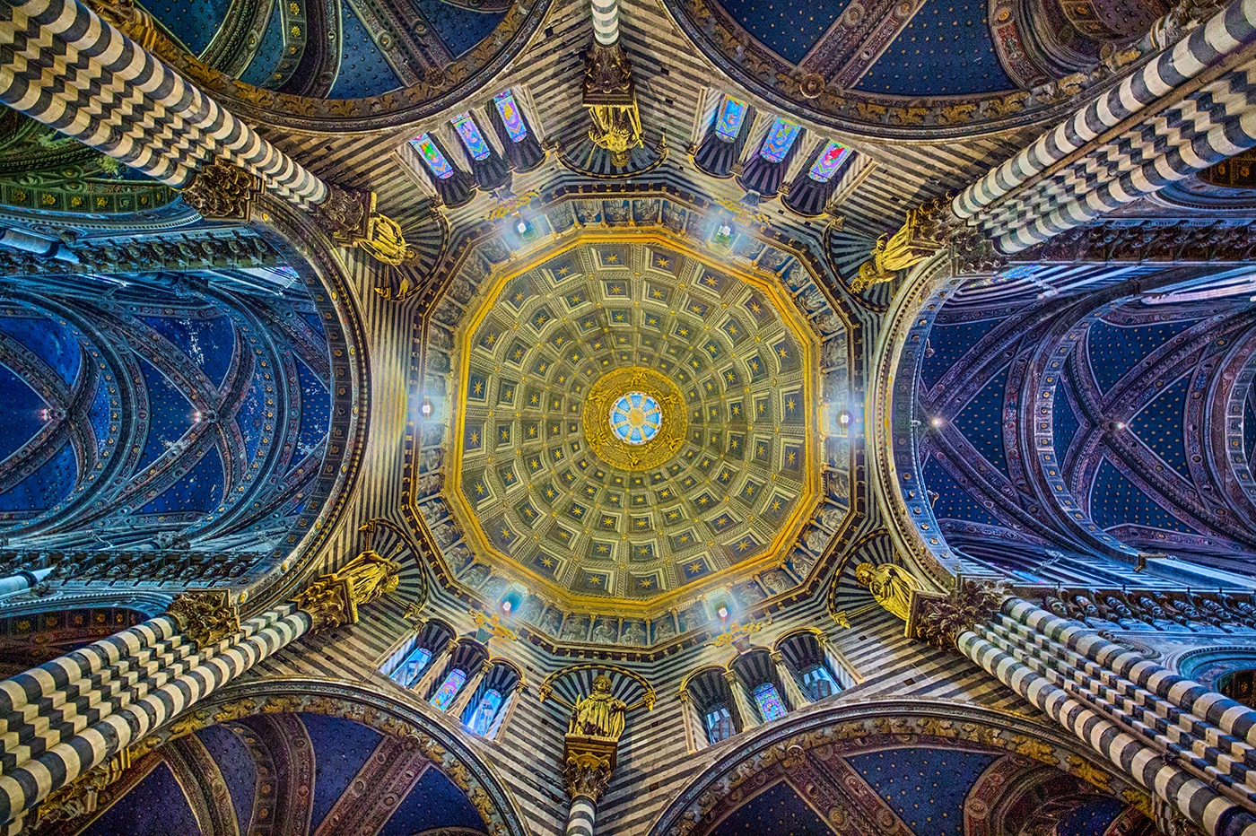 Symmetry in blue - Jim Zuckerman photography & photo tours