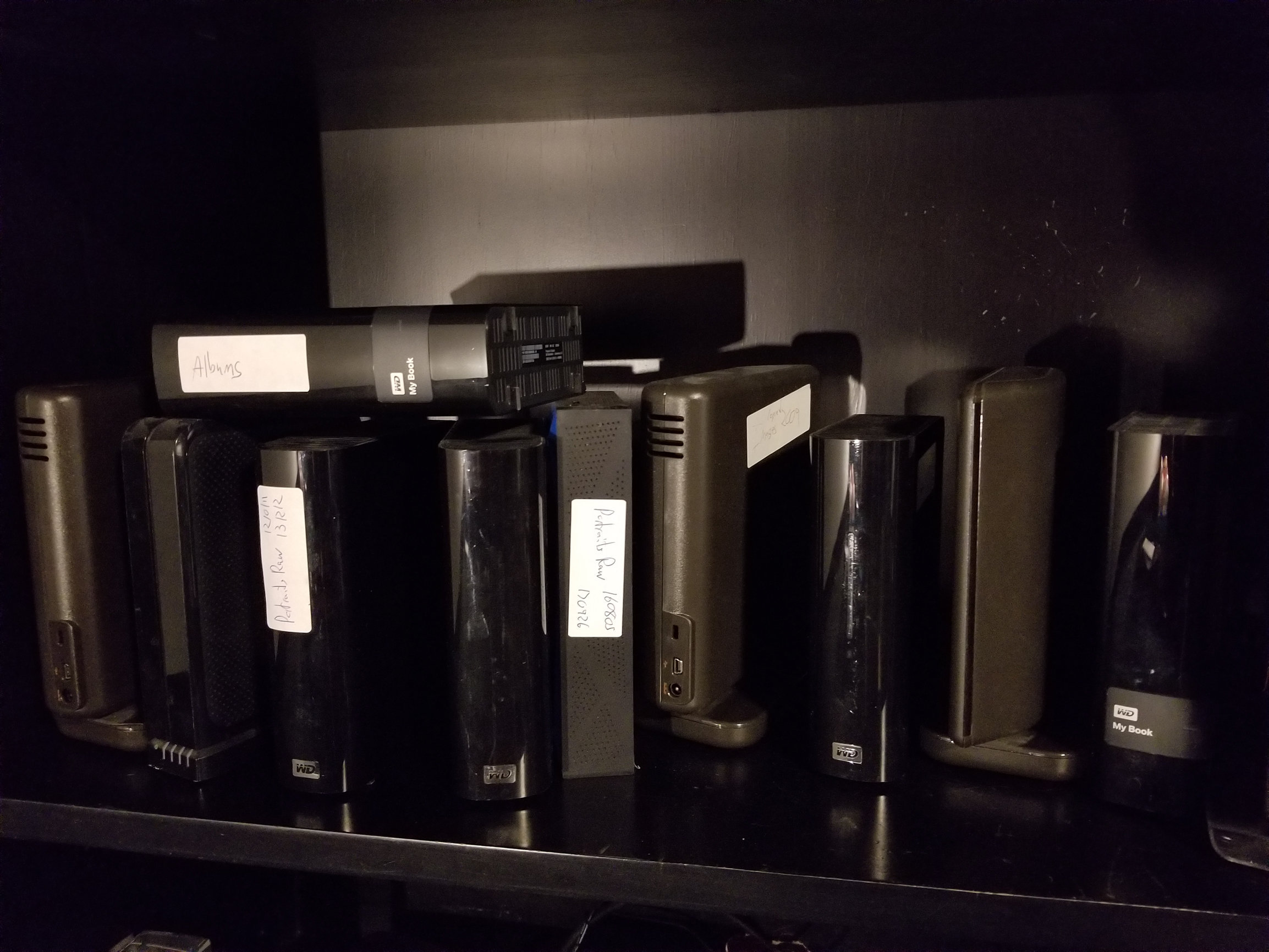 Organizing and archiving your personal digital images - Don Polo ...