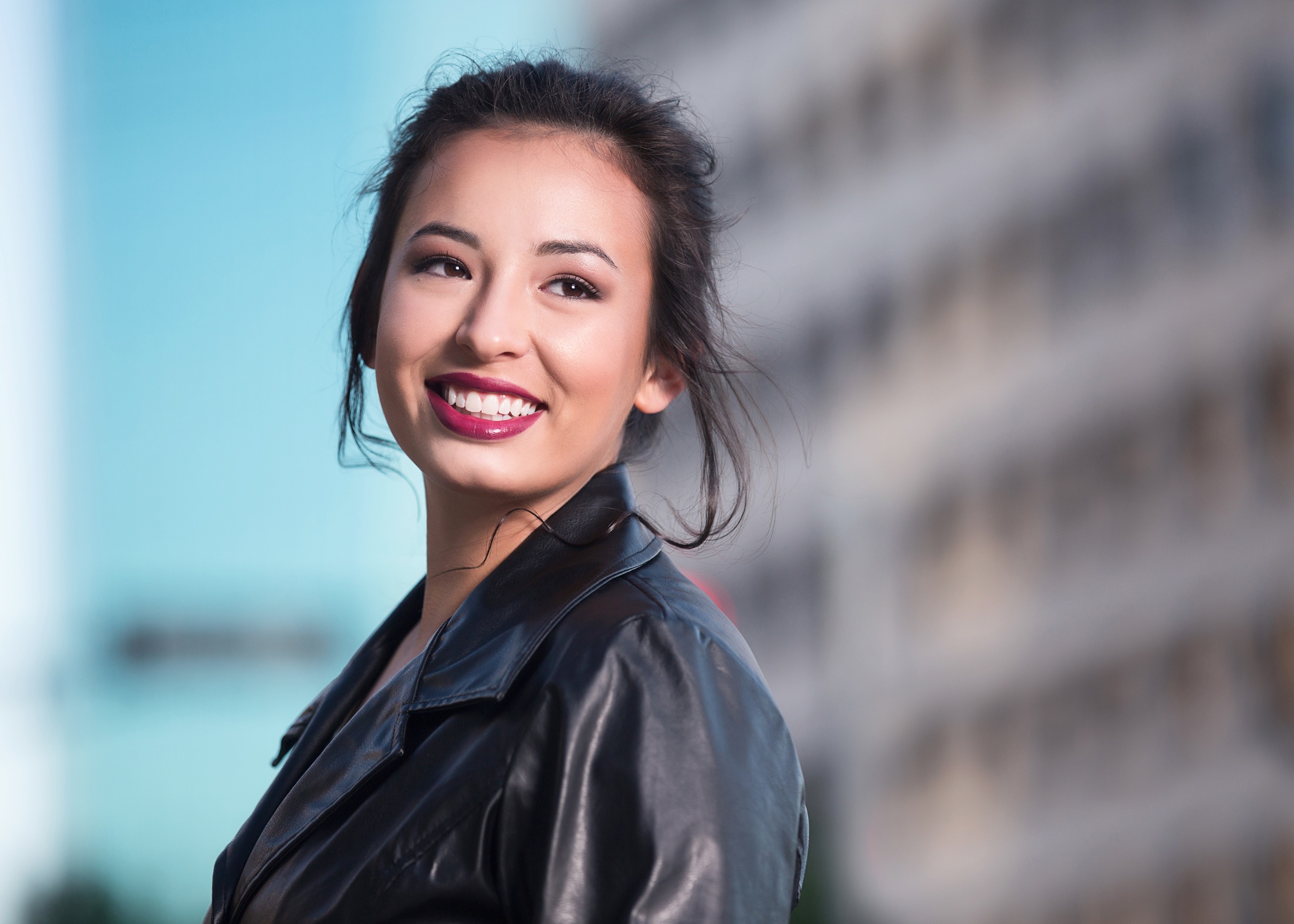 Award Winning Senior & Headshot Photographer | Jenn Lewis Photography