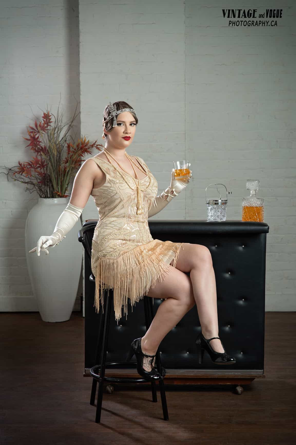 ROARING TWENTIES FLAPPERS GANGSTERS PHOTOGRAPHY