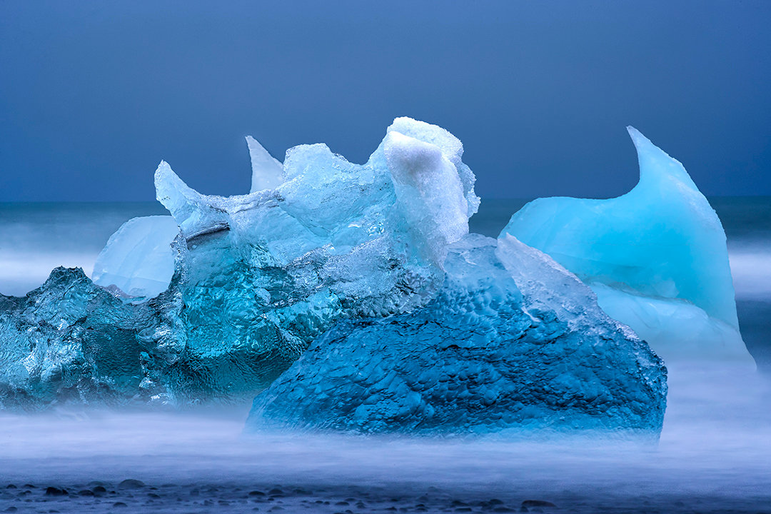 Glacial ice on Iceland's Ice Beach - Jim Zuckerman photography & photo ...