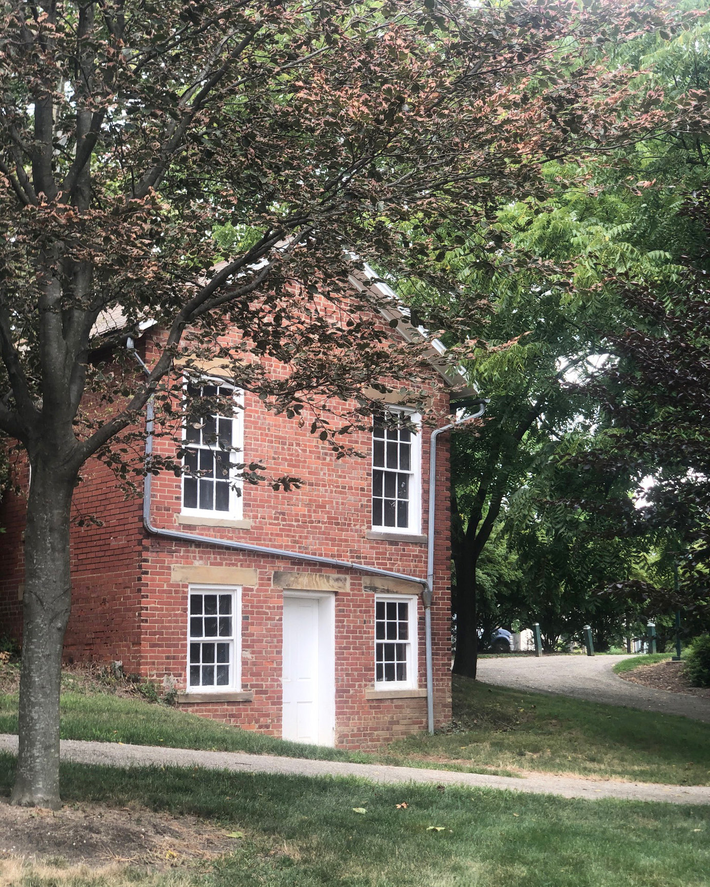 Everal Barn at Heritage Park - Vicki Sands