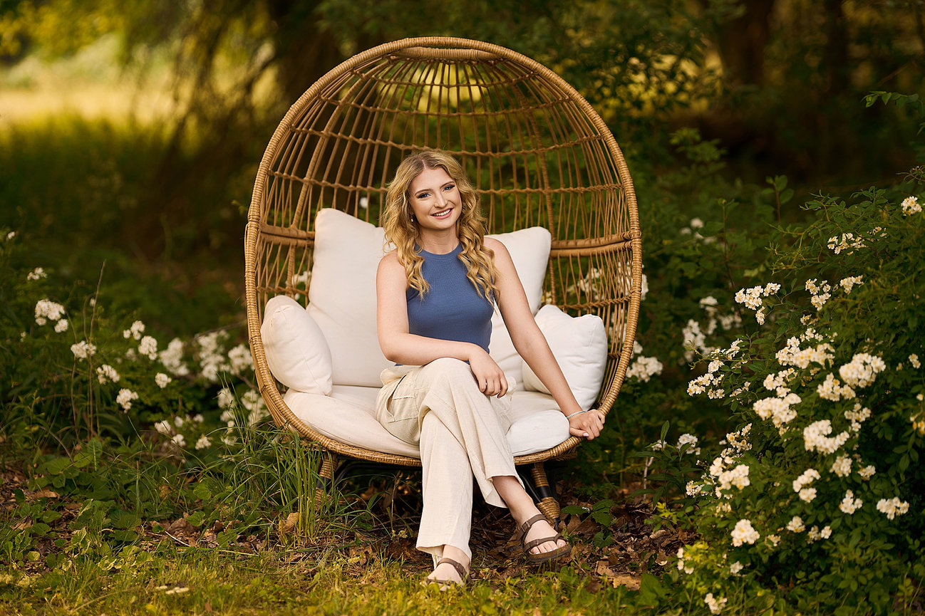 BROOKE | CLASS OF 2024 - Nichole Hufford