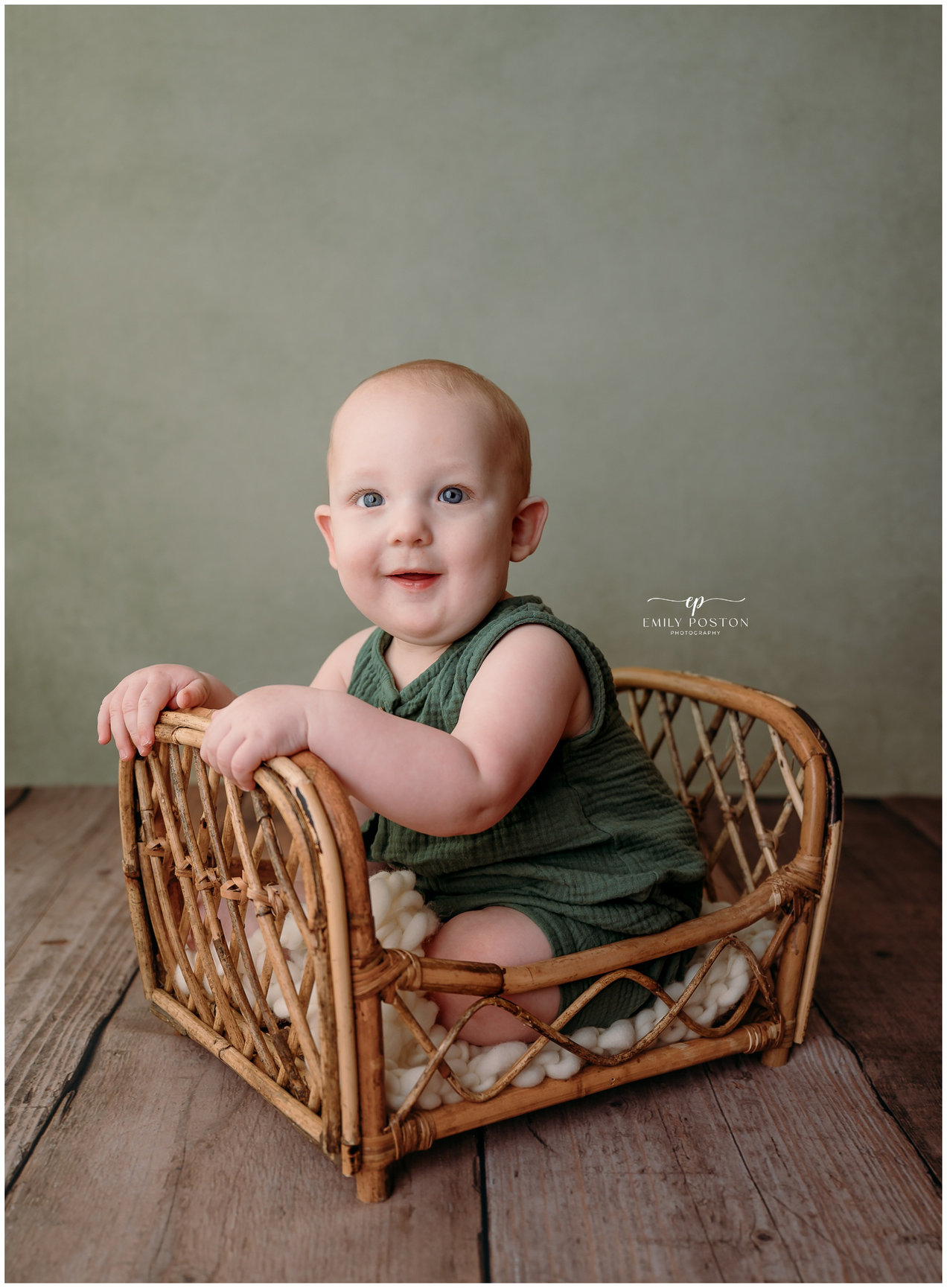 Baby Duke's Sitter Session in Jefferson City, MO - Emily Poston Photography