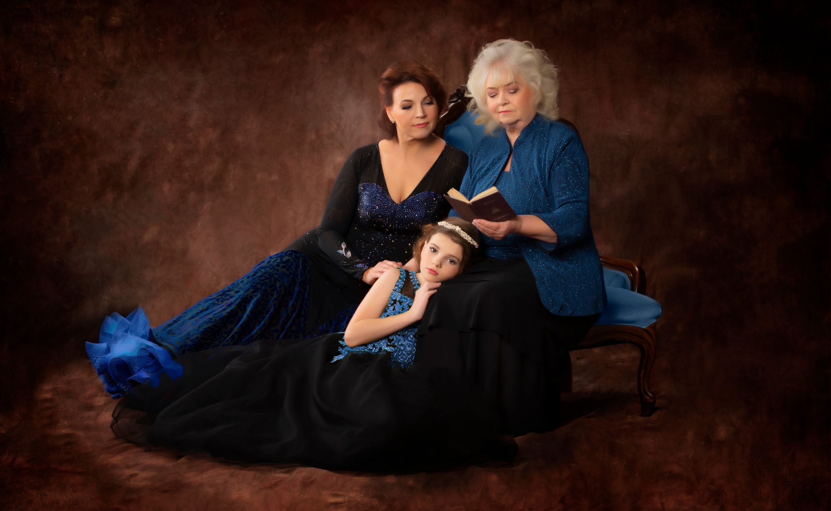 A Generational Portrait of Love - Cathy Benton