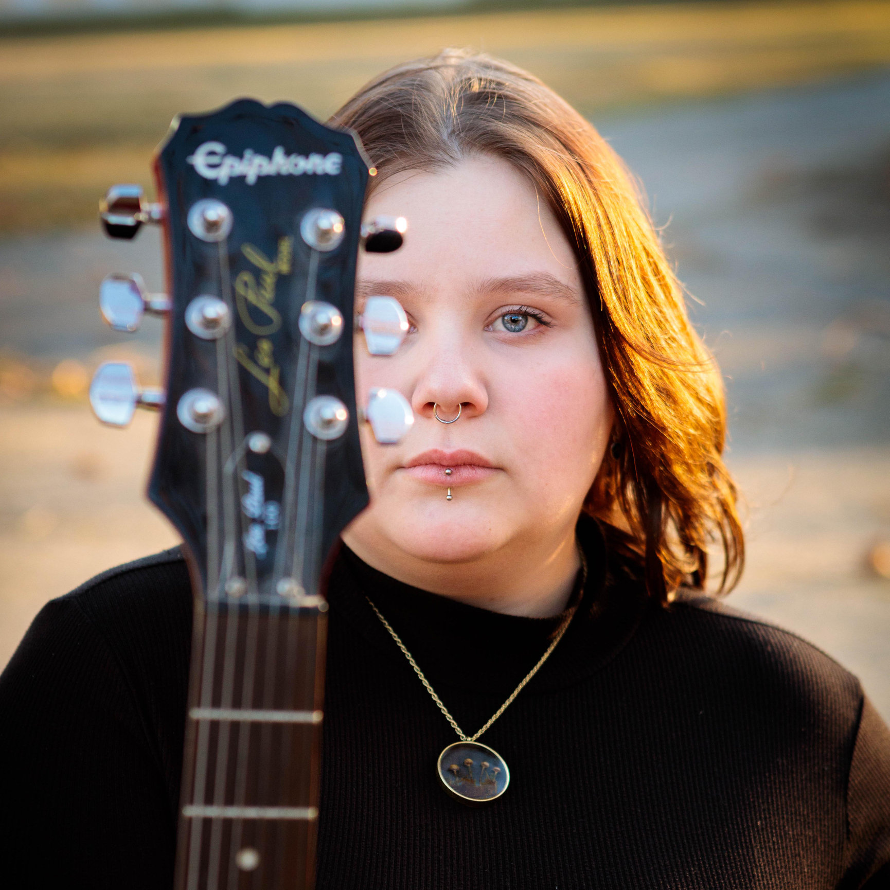 How to Personalize Your Senior Portrait Session with Props - Seattle ...