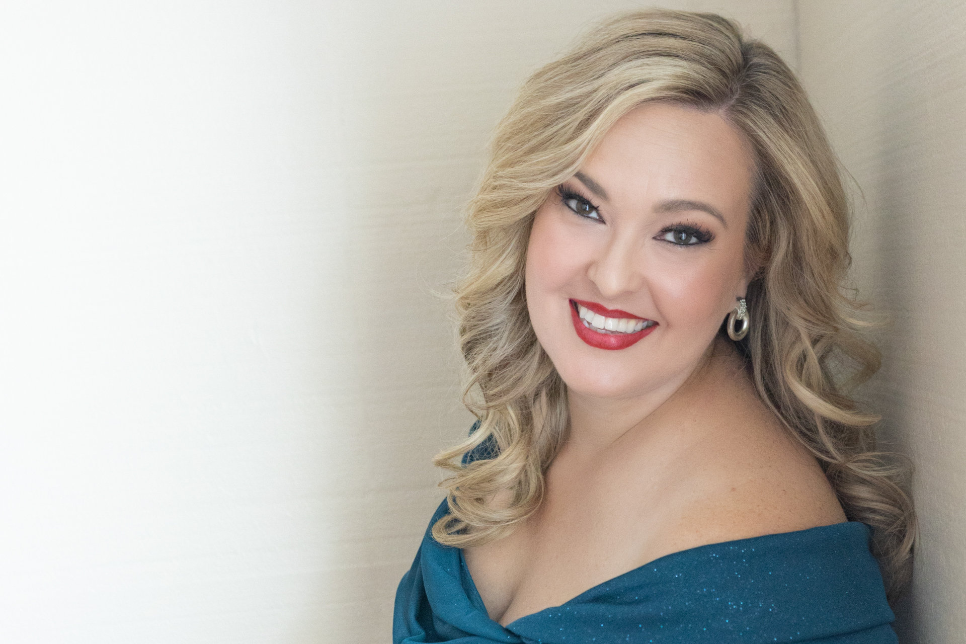 HOME - The Zoe Martin