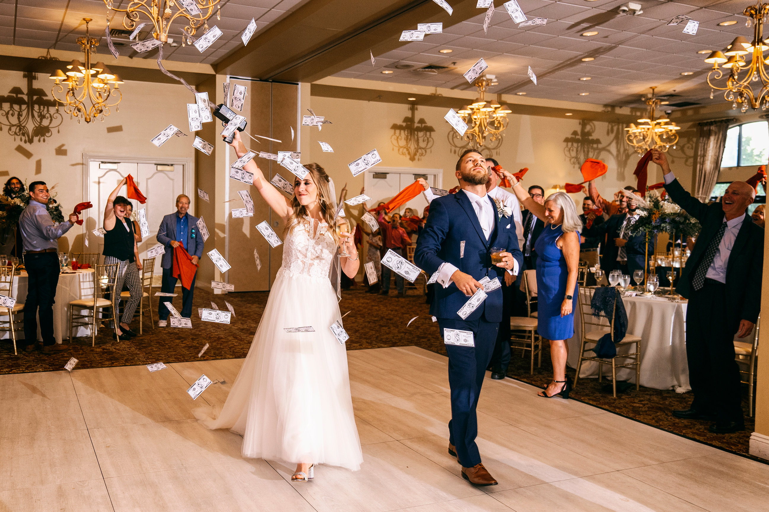 HOW MUCH TO BUDGET FOR A WEDDING PHOTOGRAPHER HOW MUCH TO BUDGET FOR A WEDDING PHOTOGRAPHER