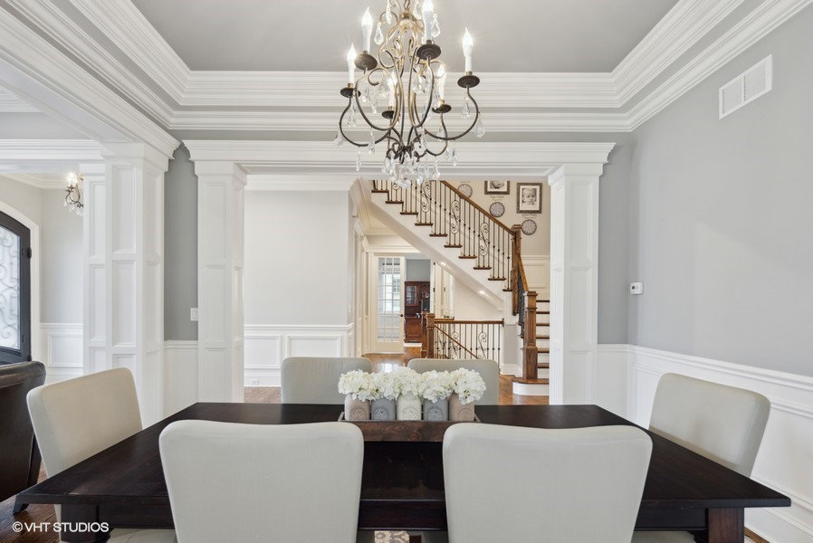 Chicago Real Estate & Headshot Photographer | Martina Magnusson
