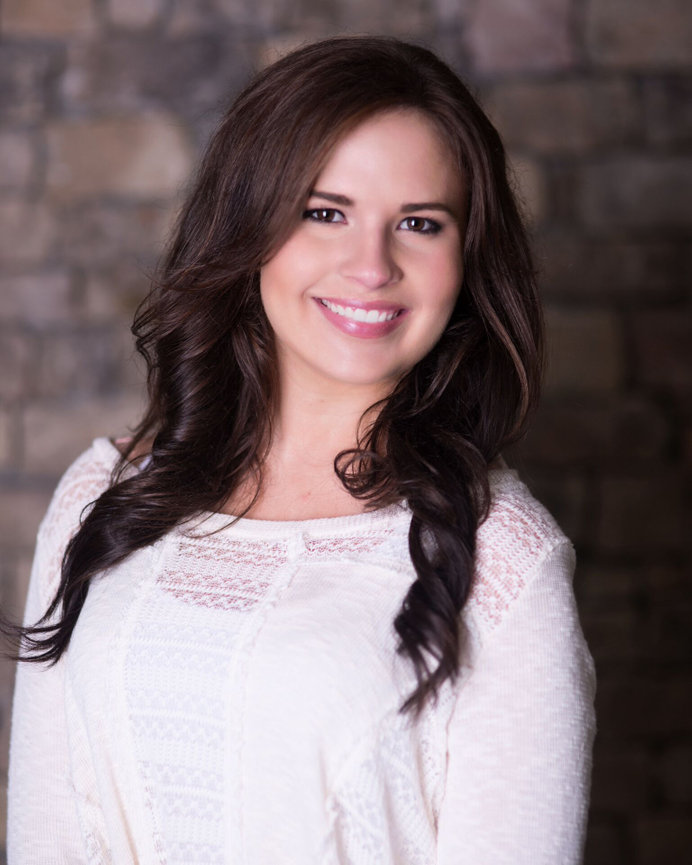 Mandy McQueen - Red Models & Talent