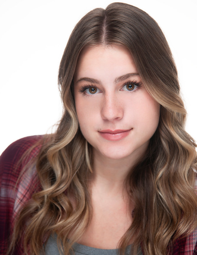 Faith Endebrock - Red Models & Talent