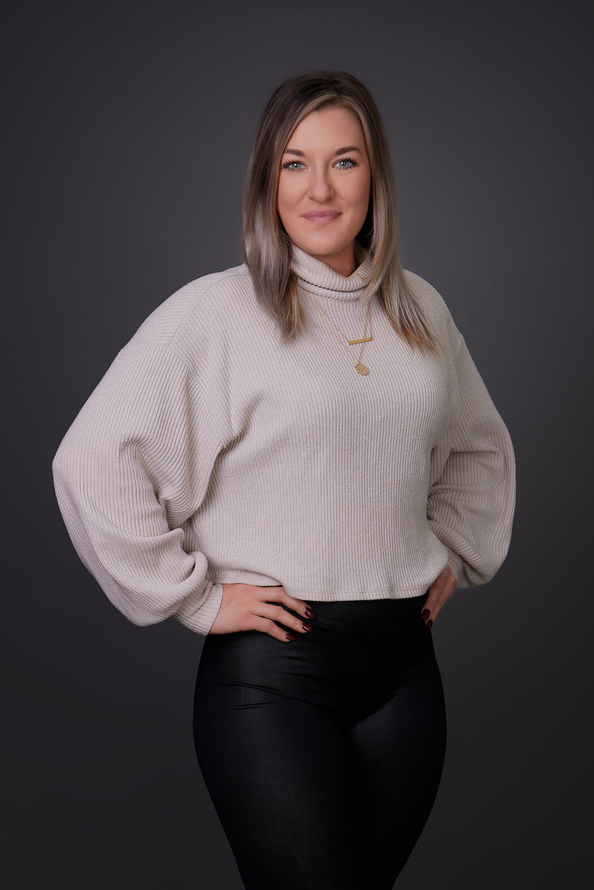 Headshots - Leymi Gutierrez Photography