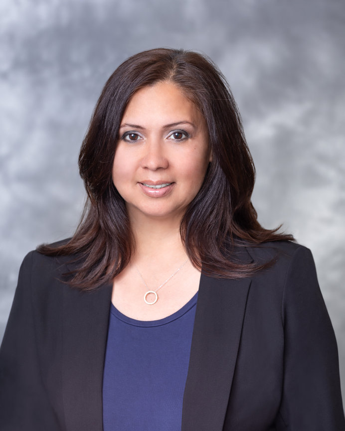 Headshots - Caroline Photography