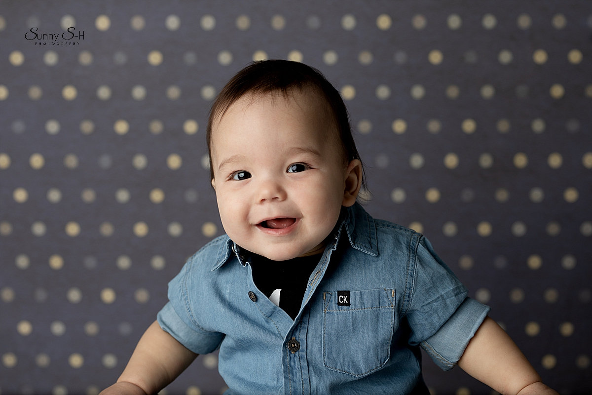 Landon turned One - Winnipeg Baby Photography - Sunny S-H Photography