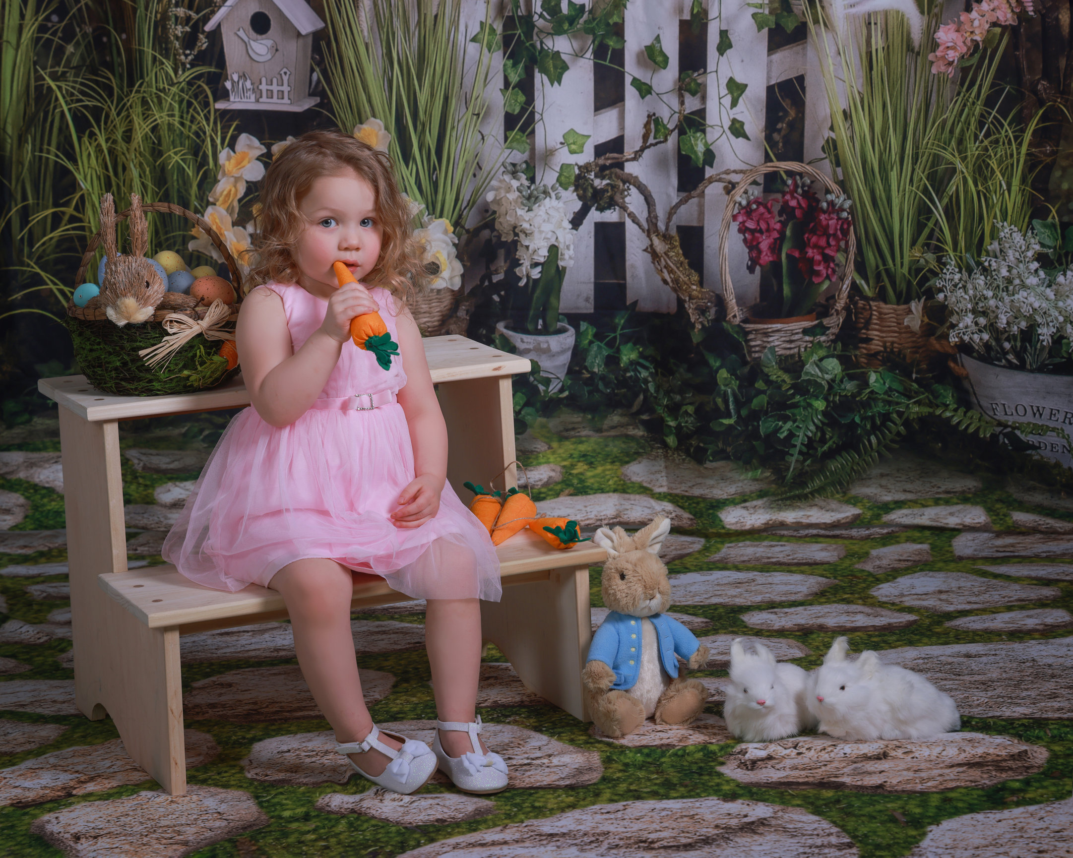 Easter Portraits Mini Sessions - Dos Kiwis Wedding Photography