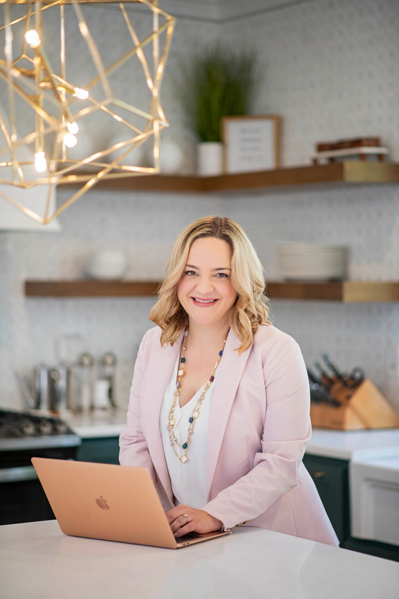 Dallas Professional Headshots | Your Candid Memories