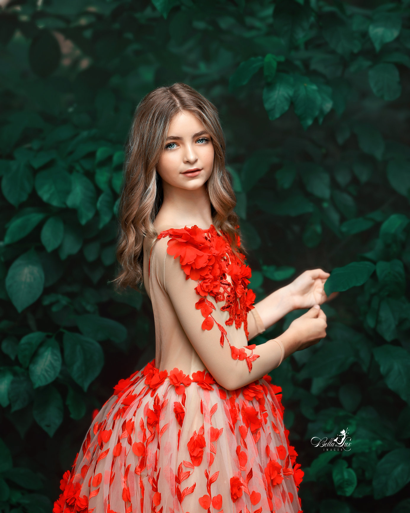 COUTURE/FINE ART/CONCEPTUAL - Bella Lux Images