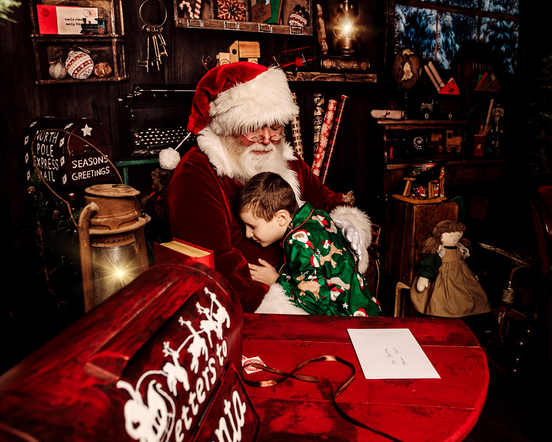 SANTA EXPERIENCE SESSIONS - Perception Signature Photography