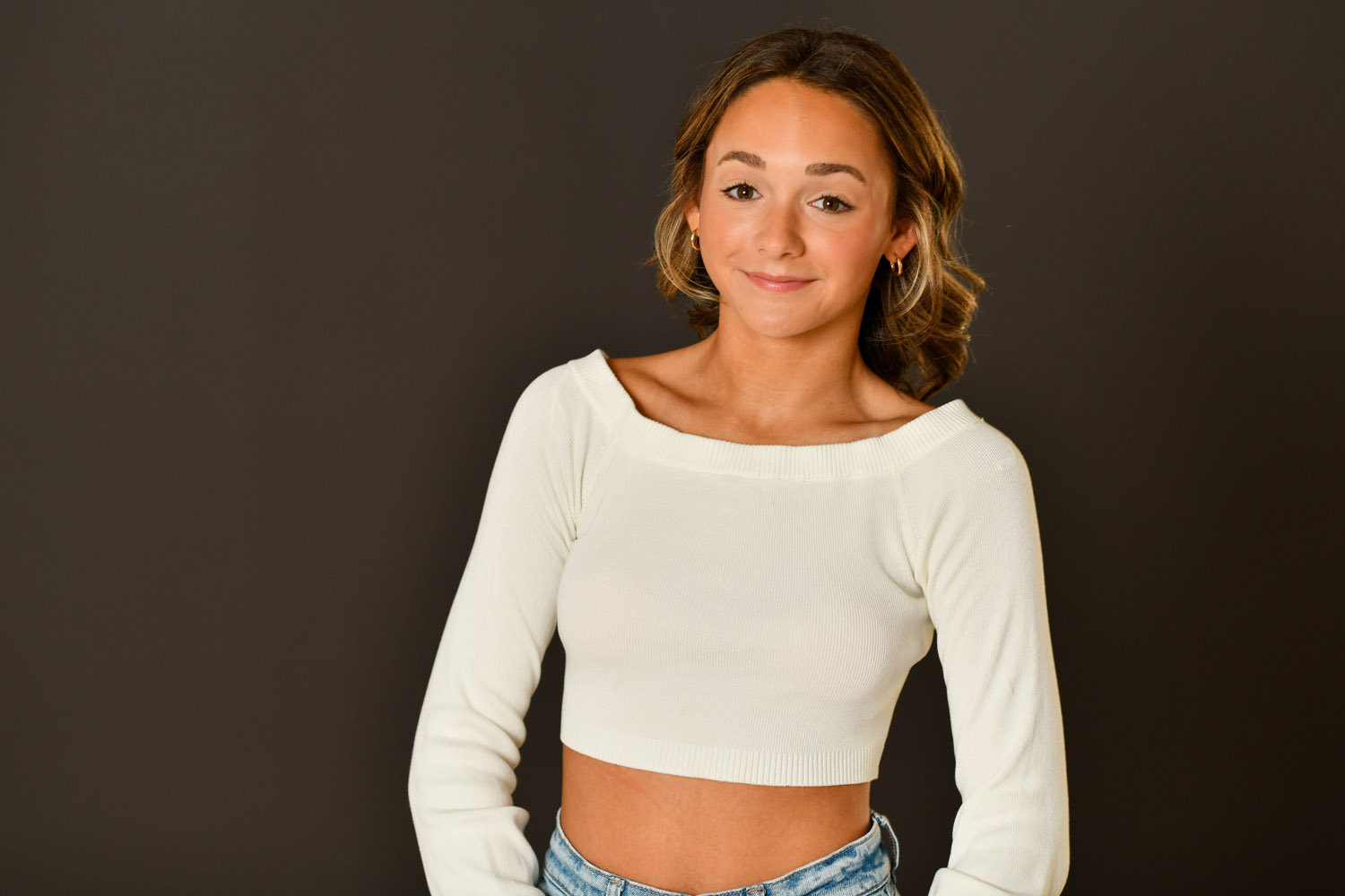 Capturing Confidence: Model Portfolio Session for Aspiring Talent